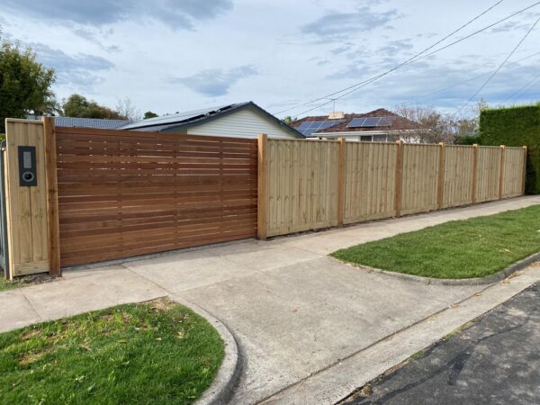 Paling Fences | Nailed It Fencing